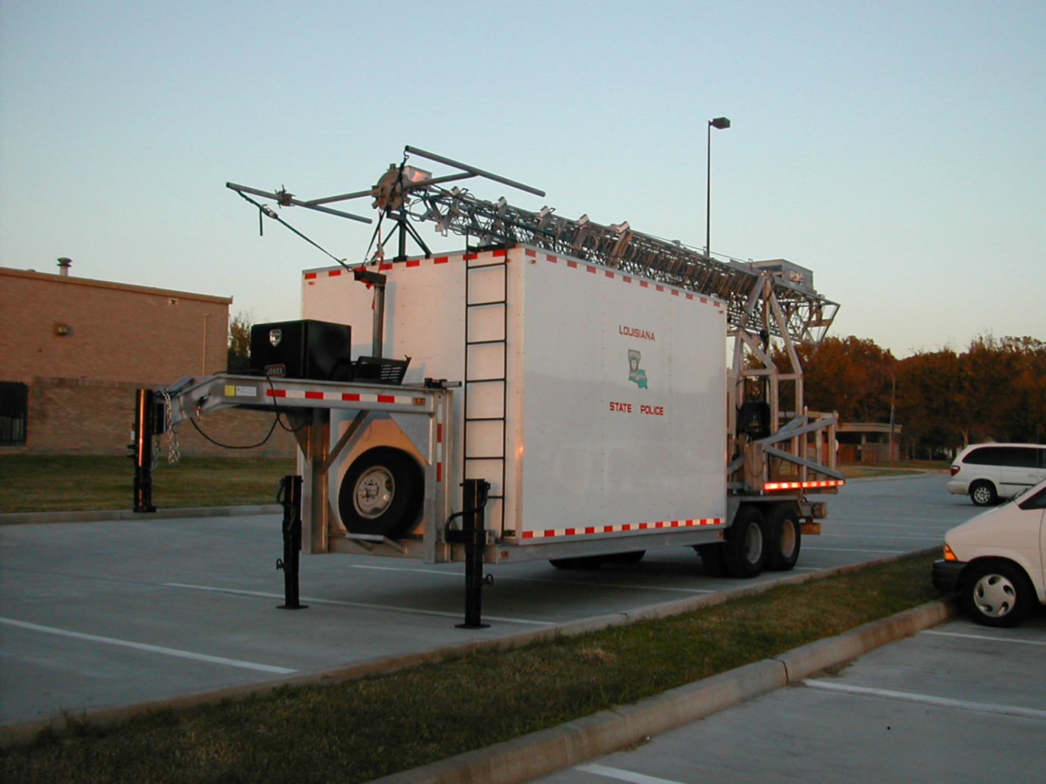 AllTech Communications Cell on Wheels, Telescopic Tower, Trailer ...